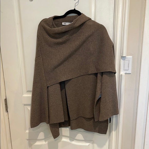 Zara | Sweaters | Zara Tan Womens Poncho Sweater | Poshmark